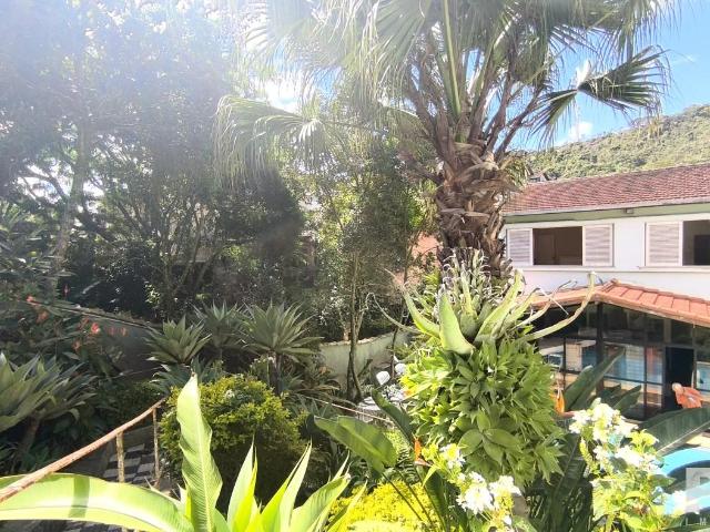 Casa em Jardim Cascata, Teresópolis/RJ de 360m² 3 quartos à venda por R$ 1.149.900,00
