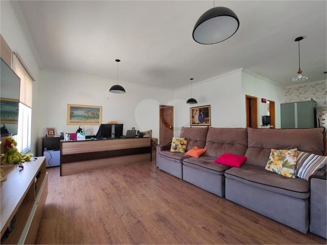 Casa em Jardim Caxambu, Jundiaí/SP de 237m² 3 quartos à venda por R$ 1.749.900,00