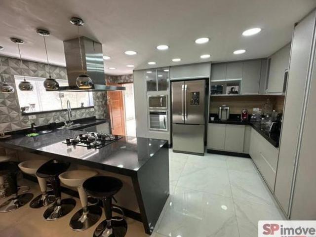 Casa em Jardim Cocaia, Guarulhos/SP de 313m² 3 quartos à venda por R$ 1.500.000,00