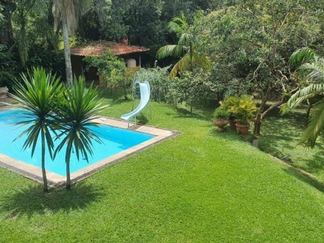 Casa em Jardim Colonial, Carapicuíba/SP de 430m² 4 quartos à venda por R$ 1.995.000,00