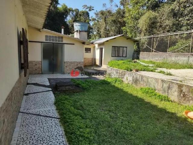 Casa em Jardim Club de Campo