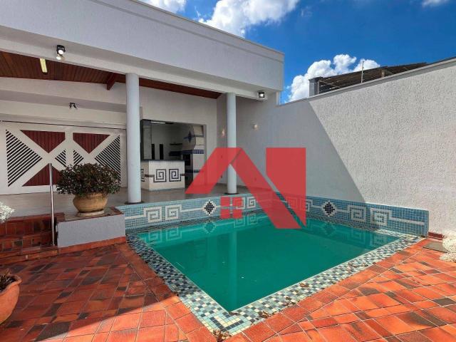 Casa em Jardim Cruzeiro, Mogi Guaçu/SP de 300m² 3 quartos para locação R$ 5.200,00/mes