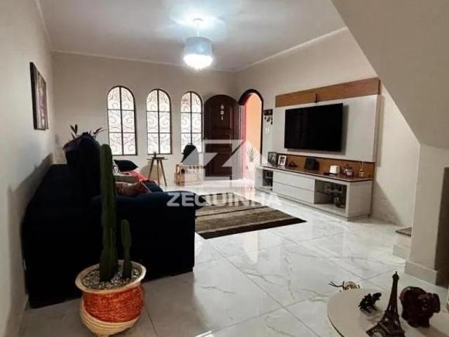 Casa em Jardim D&apos Abril, Osasco/SP de 161m² 3 quartos à venda por R$ 680.000,00