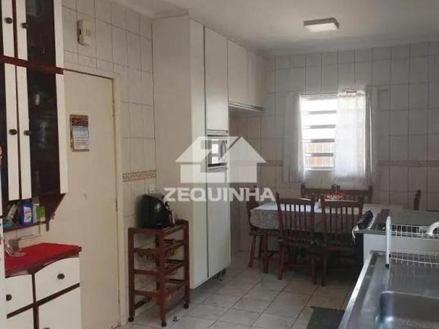 Casa em Jardim D&apos Abril, Osasco/SP de 245m² 3 quartos à venda por R$ 785.000,00
