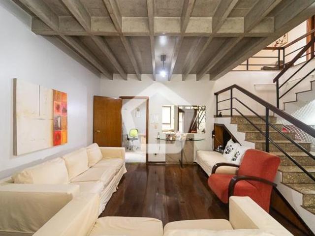 Casa em Jardim da Gloria