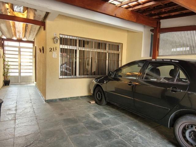 Casa em Jardim da Glória, Cotia/SP de 141m² 3 quartos à venda por R$ 749.900,00