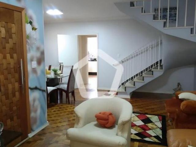 Casa em Jardim da Saúde
