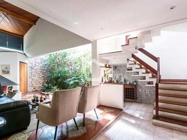 Casa em Jardim da Saúde