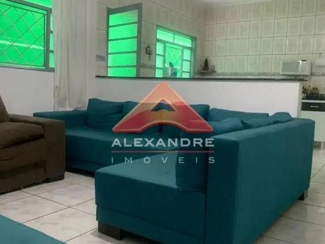 Casa em Jardim das Cerejeiras, São José dos Campos/SP de 64m² 2 quartos à venda por R$ 345.000,00