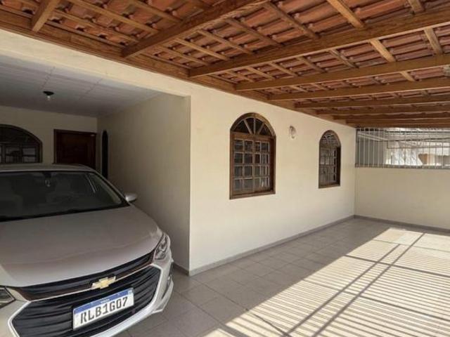 Casa em Jardim das Américas, Curitiba/PR de 138m² 3 quartos à venda por R$ 650.000,00