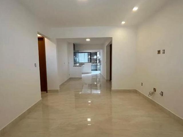Casa em Jardim das Belezas à venda com 3 quartos e 180 m² de área total