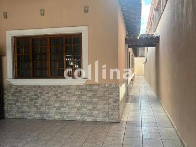 Casa em Jardim das Belezas, Carapicuíba/SP de 10m² 3 quartos à venda por R$ 650.000,00