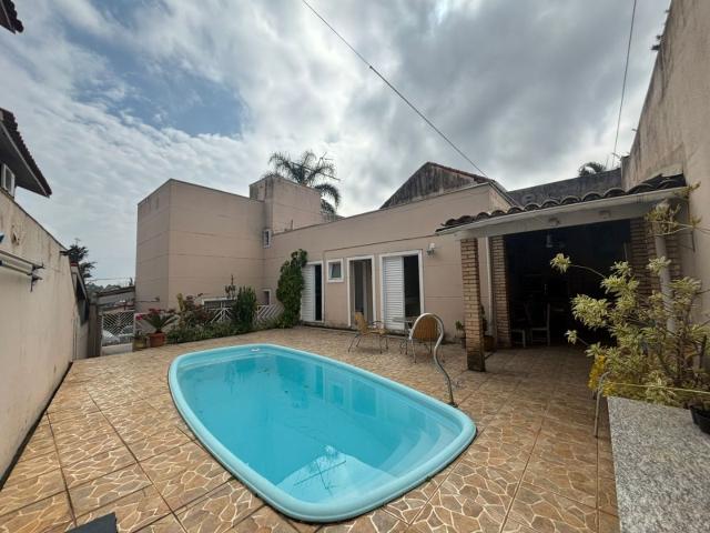 Casa em Jardim das Flores, Cotia/SP de 265m² 3 quartos à venda por R$ 1.399.900,00