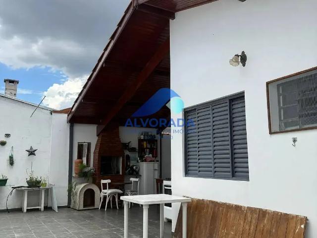 Casa em Jardim das Indústrias, São José dos Campos/SP de 101m² 3 quartos à venda por R$ 949.000,00
