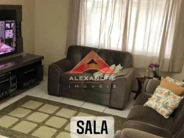 Casa em Jardim das Indústrias, São José dos Campos/SP de 10m² 4 quartos à venda por R$ 550.000,00