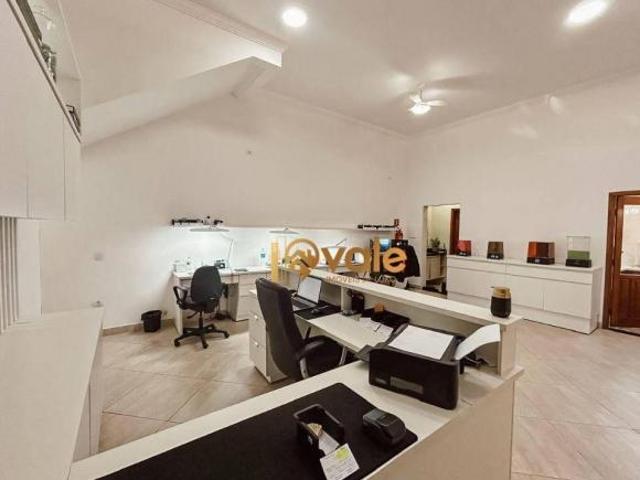Casa em Jardim das Indústrias, São José dos Campos/SP de 230m² 2 quartos à venda por R$ 1.390.000,00