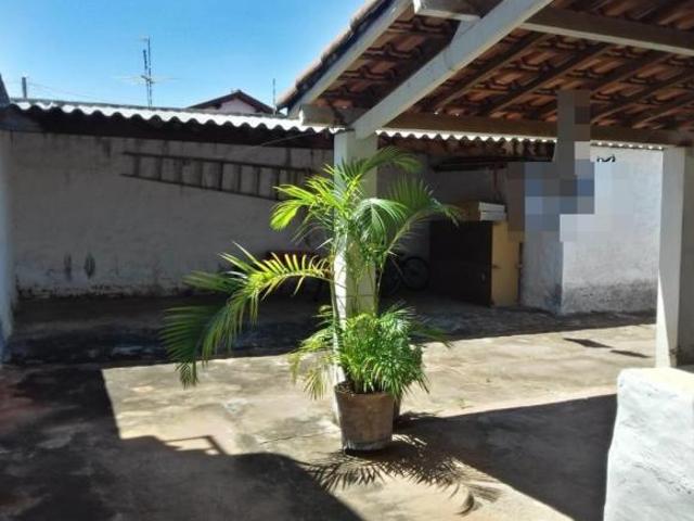 Casa em Jardim das Oliveiras, Araçatuba/SP de 180m² 2 quartos à venda por R$ 200.000,00