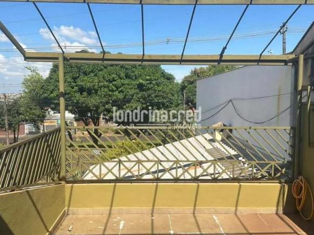 Casa em Jardim das Palmeiras, Londrina/PR de 178m² 3 quartos à venda por R$ 555.000,00