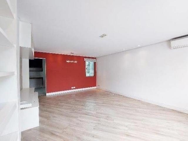Casa em Jardim das Vertentes, São Paulo/SP de 182m² 3 quartos à venda por R$ 900.000,00