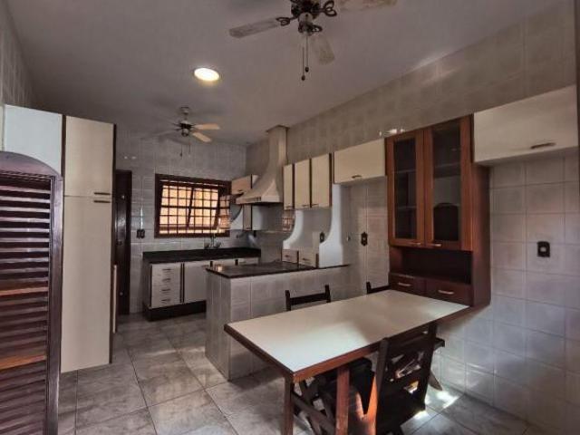 Casa em Jardim dos Calegaris, Paulínia/SP de 200m² 3 quartos à venda por R$ 900.000,00 ou para locaç