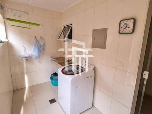 Casa em Jardim Elvira Dias, Poços de Caldas/MG de 245m² 4 quartos à venda por R$ 980.000,00