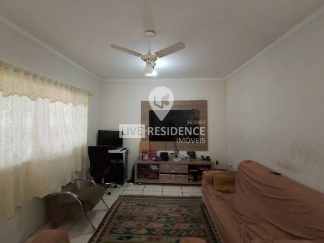 Casa em Jardim Ester, Itatiba/SP de 90m² 2 quartos à venda por R$ 414.000,00