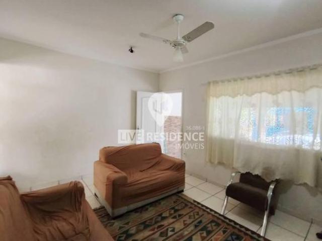 Casa em Jardim Ester, Itatiba/SP de 90m² 2 quartos à venda por R$ 415.000,00