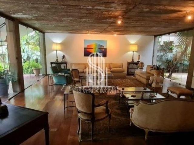 Casa em Jardim Guedala, São Paulo/SP de 875m² 6 quartos à venda por R$ 4.500.000,00