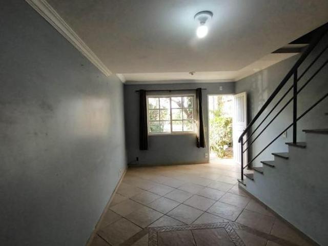 Casa em Jardim Guerreiro, Cotia/SP de 90m² 3 quartos à venda por R$ 420.000,00