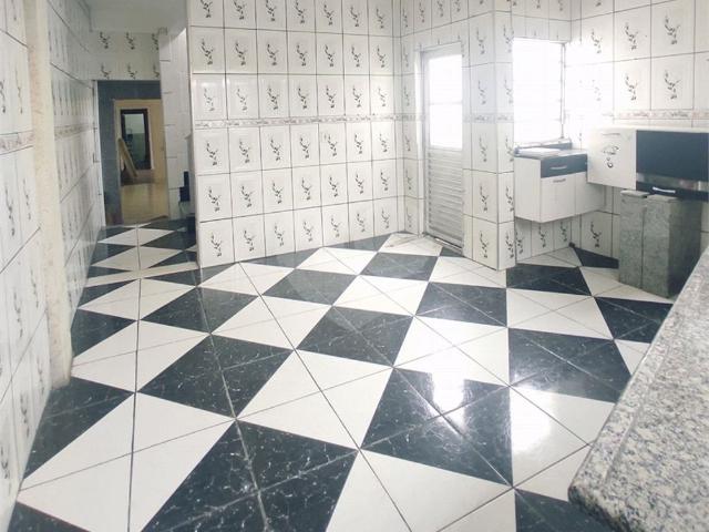 Casa em Jardim Helena, Ferraz de Vasconcelos/SP de 222m² 5 quartos à venda por R$ 489.900,00