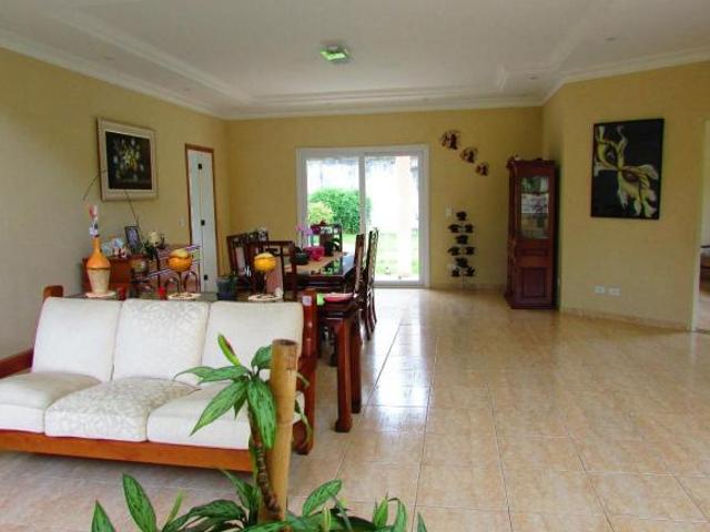 Casa em Jardim Indaiá, Embu das Artes/SP de 440m² 4 quartos à venda por R$ 1.700.000,00