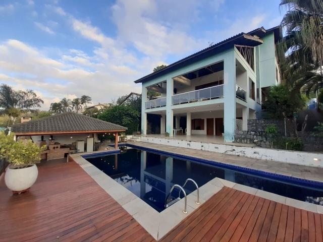 Casa em Jardim Indaiá, Embu das Artes/SP de 465m² 4 quartos à venda por R$ 1.970.000,00 ou para locação R$ 12.375,18/mes