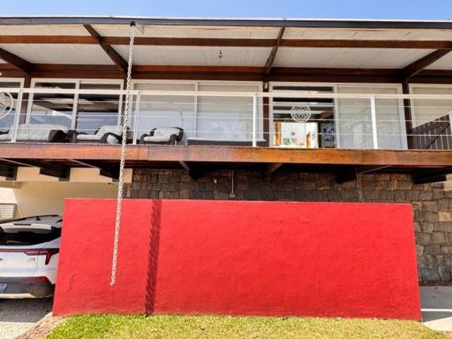 Casa em Jardim Indaiá, Embu das Artes/SP de 330m² 3 quartos à venda por R$ 1.890.000,00