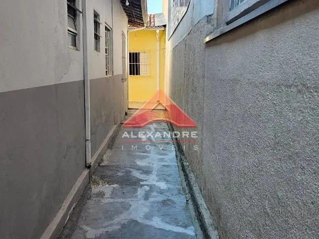 Casa em Jardim Ismênia, São José dos Campos/SP de 40m² 2 quartos para locação R$ 1.500,00/mes