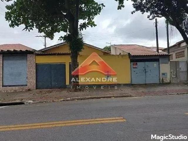 Casa em Jardim Ismênia, São José dos Campos/SP de 270m² 2 quartos à venda por R$ 800.000,00