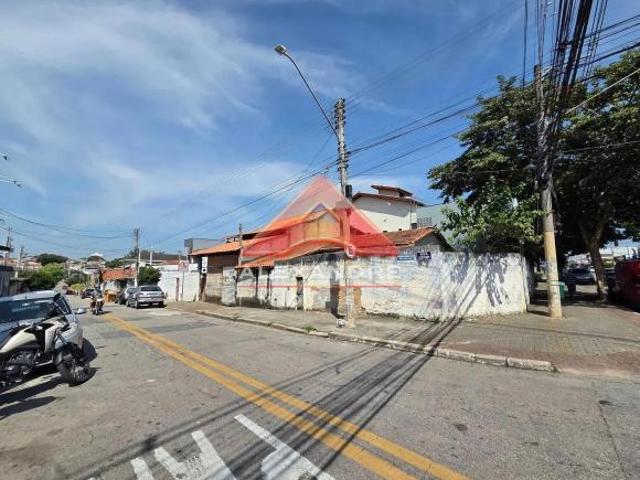 Casa em Jardim Ismênia, São José dos Campos/SP de 300m² 3 quartos à venda por R$ 1.020.000,00