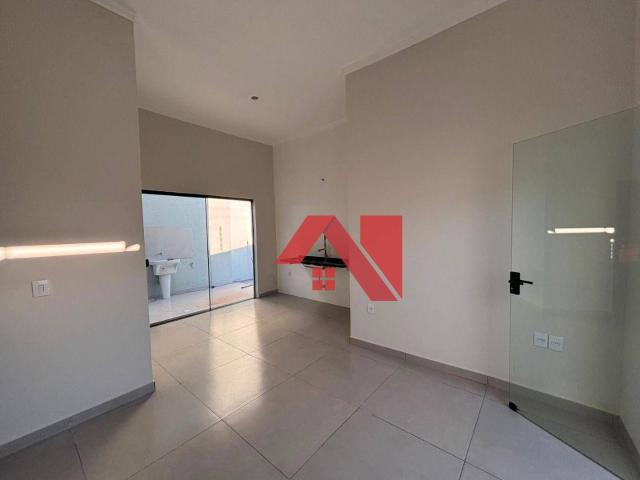 Casa em Jardim Ipê III, Mogi Guaçu/SP de 60m² 3 quartos à venda por R$ 369.000,00