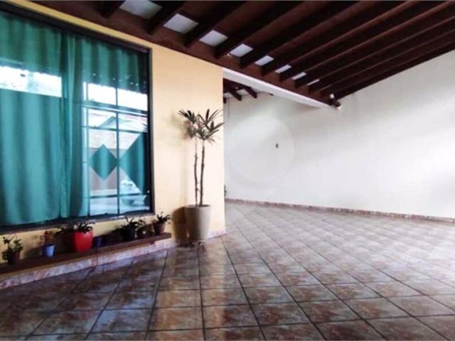 Casa em Jardim Itália, Jundiaí/SP de 138m² 3 quartos à venda por R$ 669.000,00