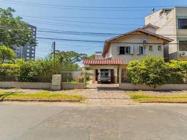 Casa em Jardim Itu