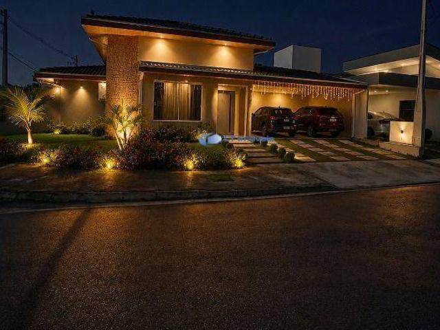Casa em Jardim Jacinto, Jacareí/SP de 216m² 3 quartos à venda por R$ 1.589.000,00