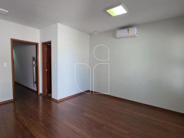 Casa em Jardim Jequitiba Marília