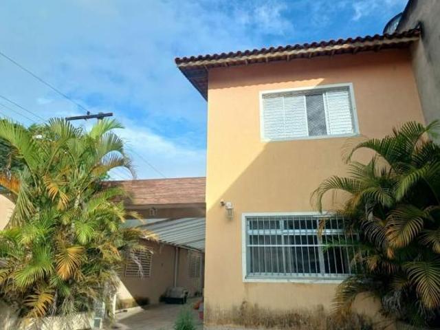 Casa em Jardim Las Vegas, Guarulhos/SP de 100m² 3 quartos à venda por R$ 620.000,00
