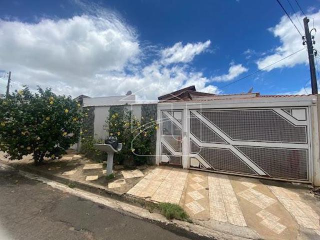 Casa em Jardim Lavinia Marília