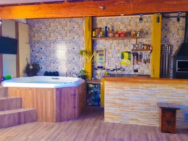 Casa em Jardim Maria Tereza, Cotia/SP de 200m² 3 quartos à venda por R$ 594.000,00