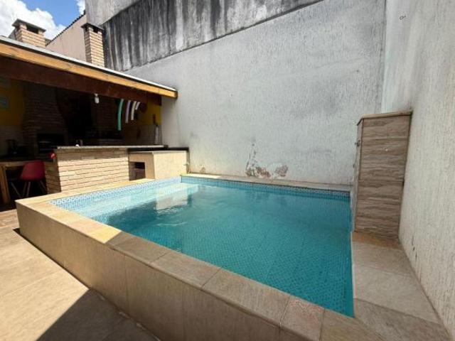 Casa em Jardim Maria Cândida, Caçapava/SP de 180m² 3 quartos à venda por R$ 540.000,00