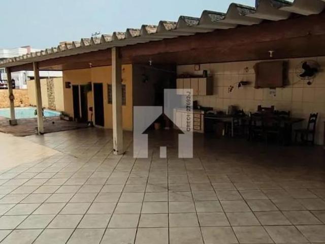 Casa em Jardim Maria de Fátima, Várzea Paulista/SP de 226m² 4 quartos à venda por R$ 830.000,00