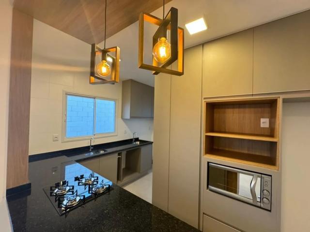 Casa em Jardim Maria Izabel, Marília/SP de 120m² 3 quartos à venda por R$ 749.900,00