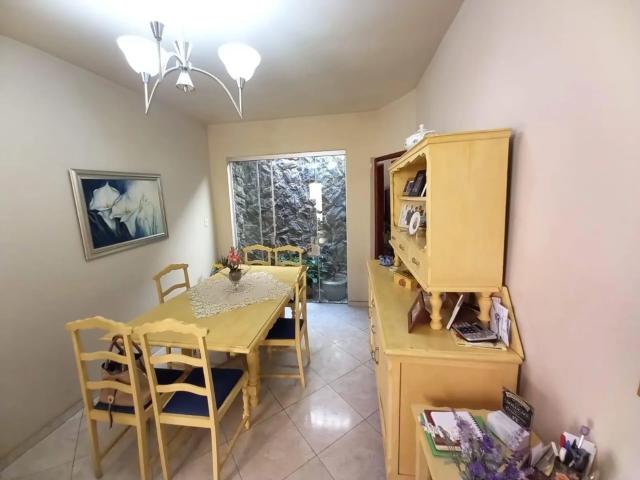 Casa em Jardim Maria Izabel, Marília/SP de 250m² 3 quartos à venda por R$ 689.000,00