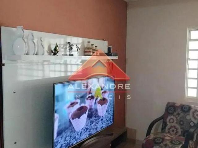 Casa em Jardim Mariana I, São José dos Campos/SP de 140m² 4 quartos à venda por R$ 450.000,00