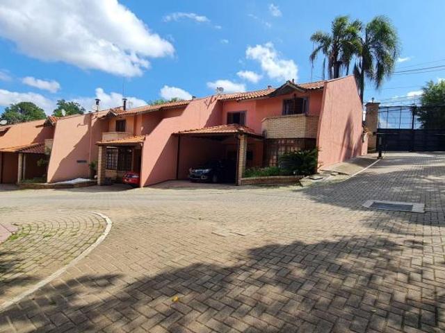 Casa em Jardim Marilu, Carapicuíba/SP de 172m² 3 quartos à venda por R$ 870.000,00